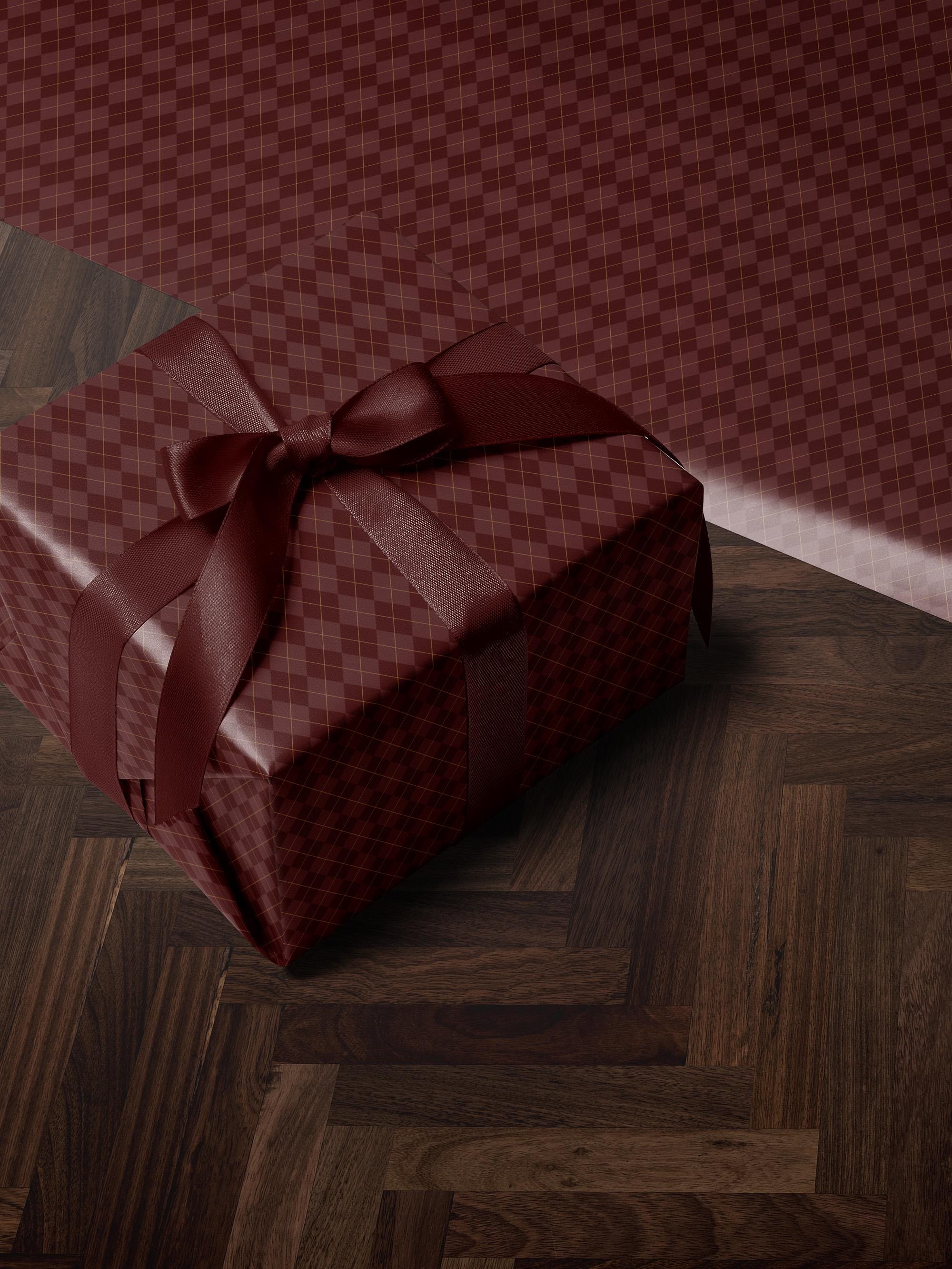 Red Diamond Gift Wrap Mom Traditional Gift Wrap Christmas Wrapping ...