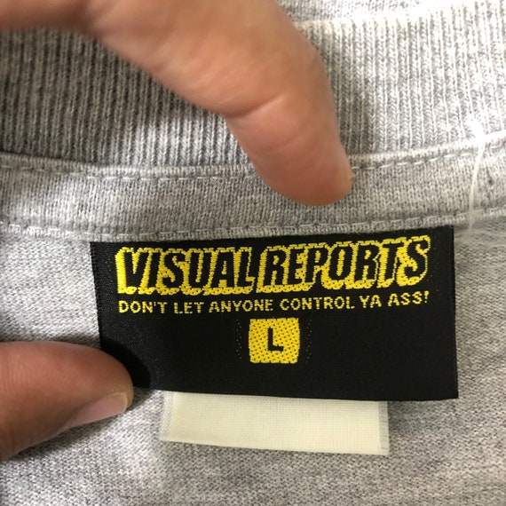 Vintage VISUAL REPORTS Women Logo Made In JAPAN T-Shi… - Gem