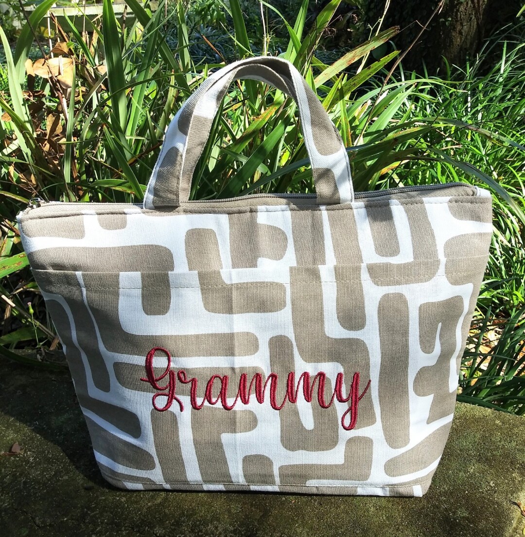 Personalized & Custom Lunch Bag for Women, Embroidered Monogrammed ...