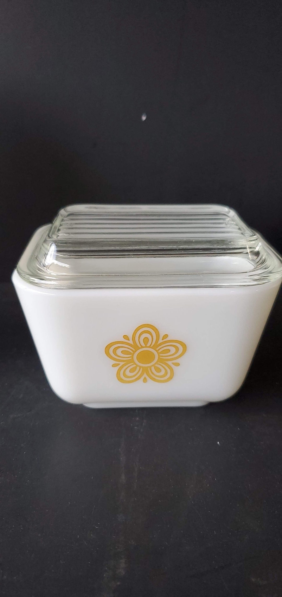 Vintage Pyrex Golden Butterfly Garden Gravy Boat With Underplate and 1. ...