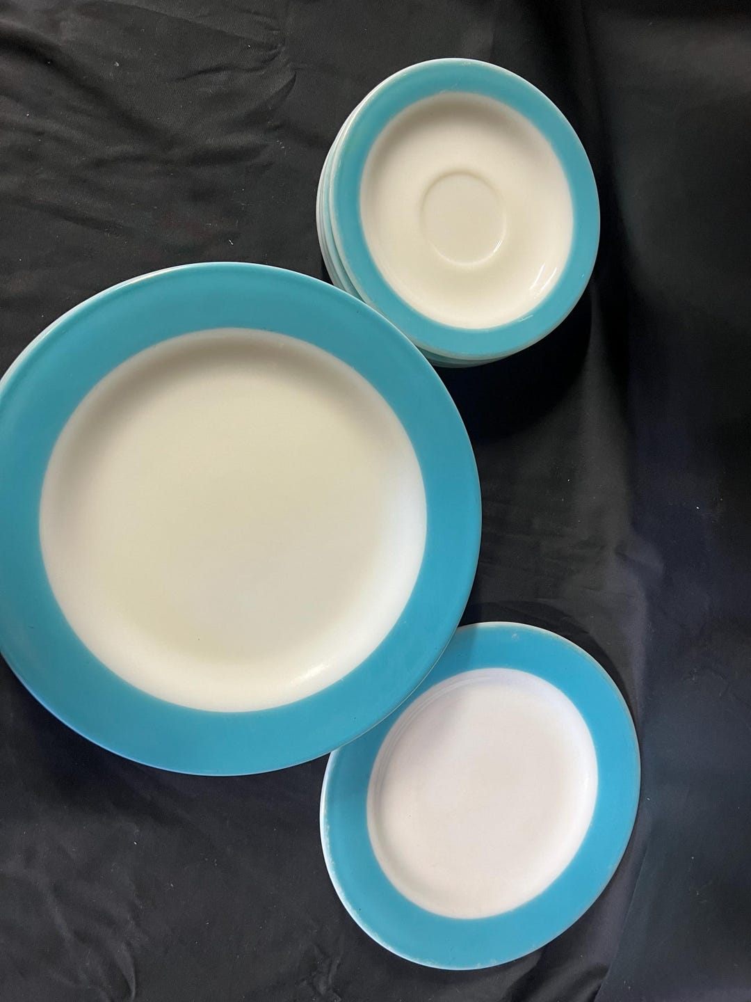 Set of 1950’s Vintage Pyrex Blue/milk Glass Saucer, Salad, and Dinner ...