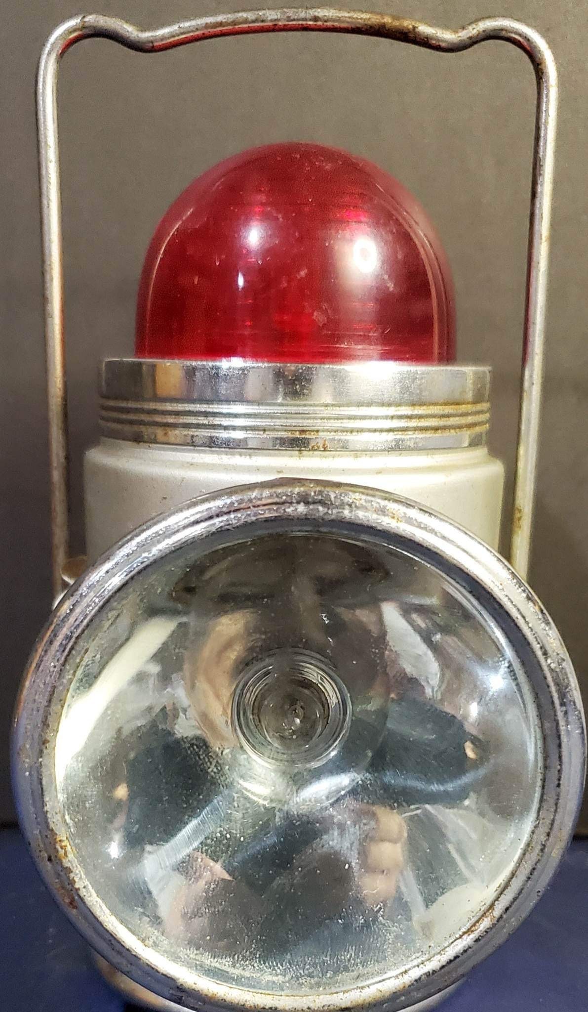 Vintage 1940s STELLAR Flashlight / Railroad Lantern, Made in Hong Kong ...