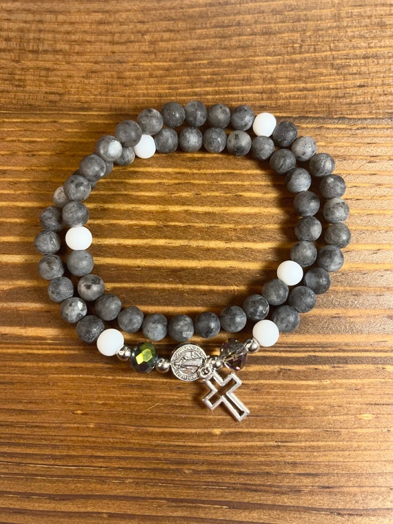 Handmade Stretch Beaded Rosary Bracelet Colombian Elastic Rosary Bracelet Catholic Gifts Catholic Saint Benedict Medal Etsy