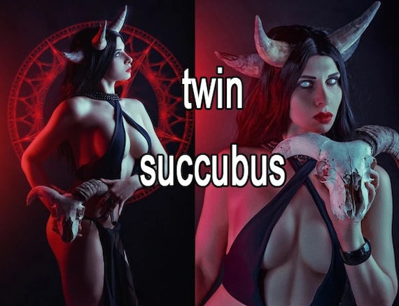 Summon Twin Succubus Demon Twin Succubus - Etsy España