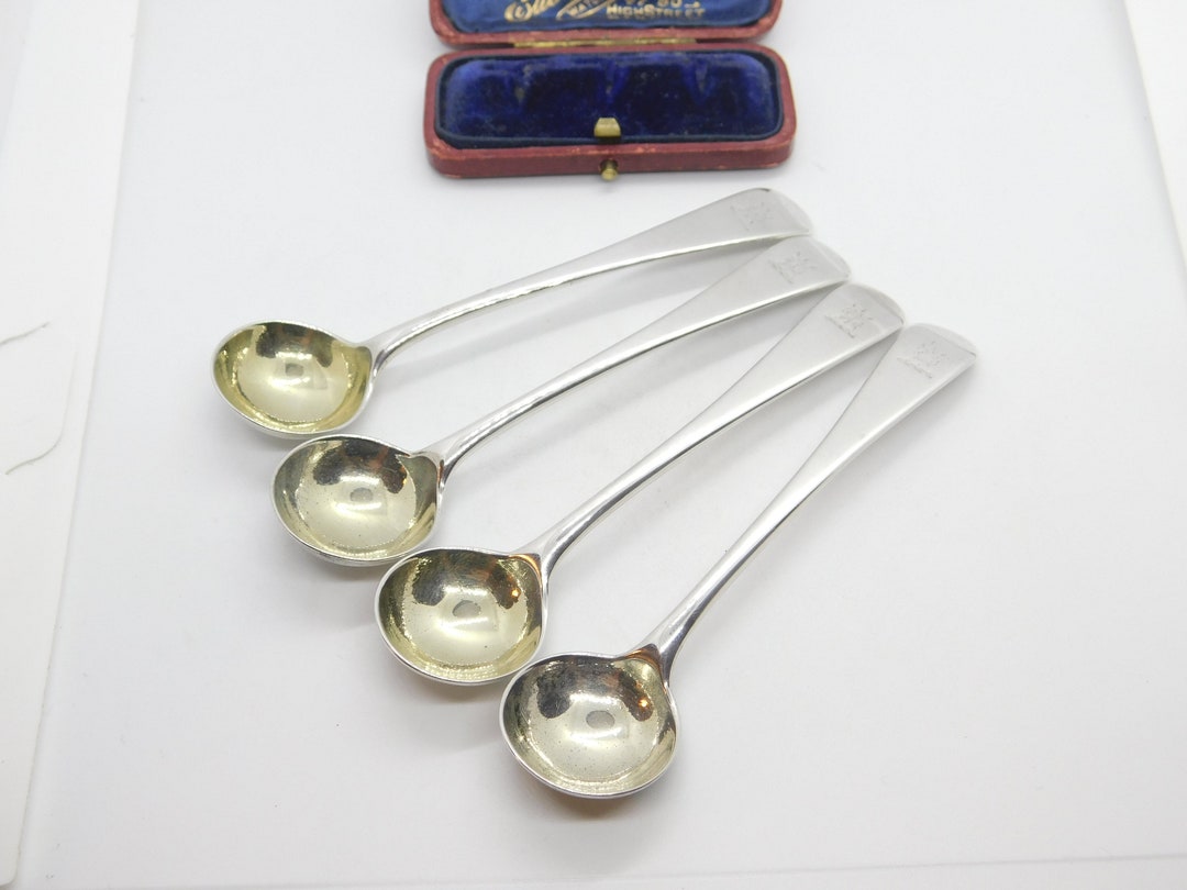 Set of 4 Georgian Sterling Silver Flaming Spear Crest Spoons 1823 ...
