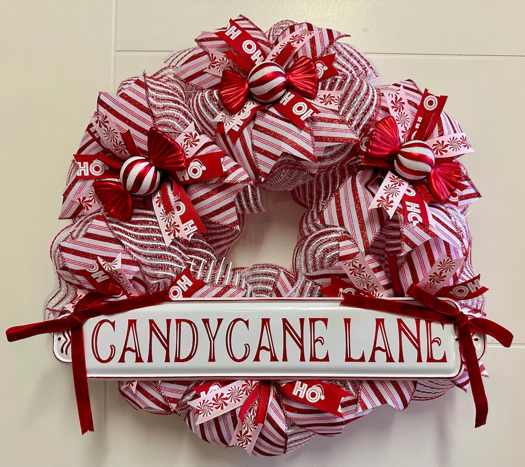 Candy Cane Lane Christmas Holiday Wreath - Etsy