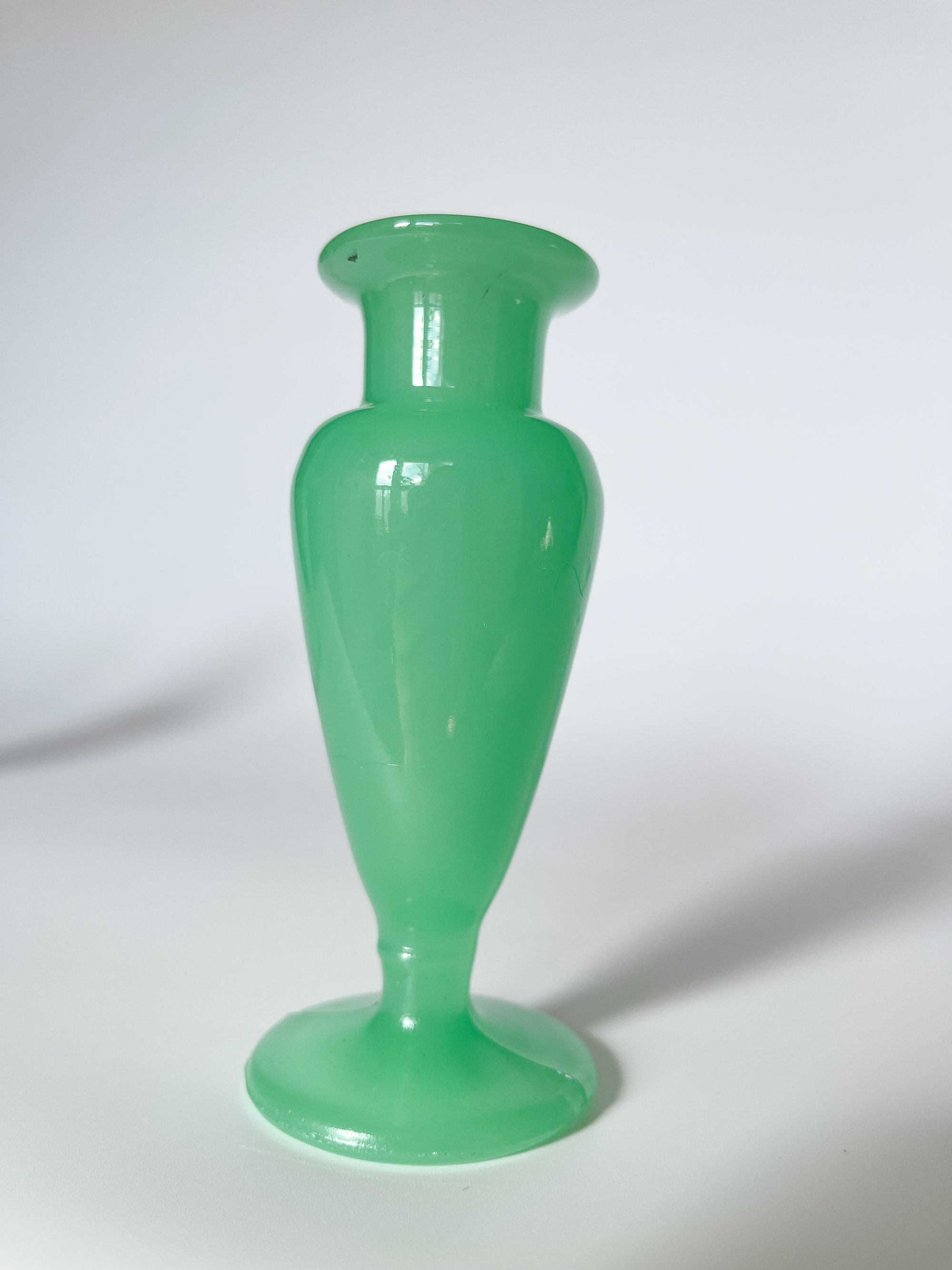 Vintage 1930s Jadeite Uranium Glass Perfume Bottles - Etsy