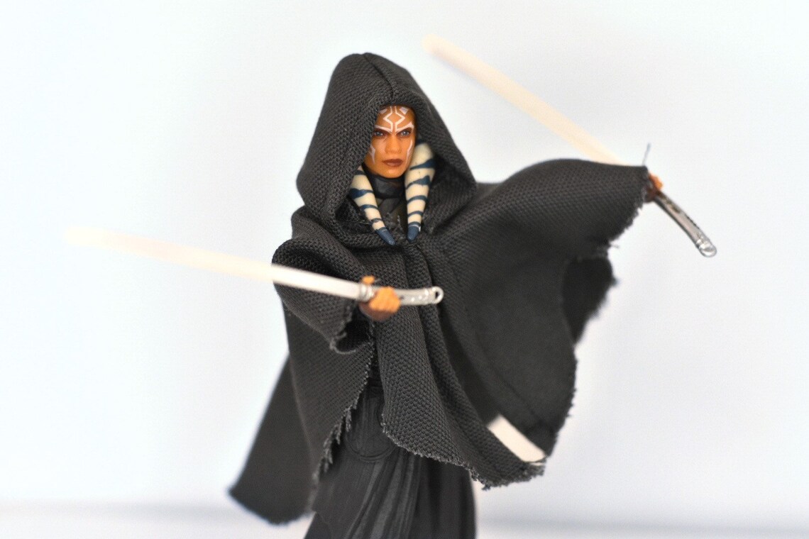 Ahsoka Wired Cloak 1/12 Scale Star Wars the Mandalorian - Etsy