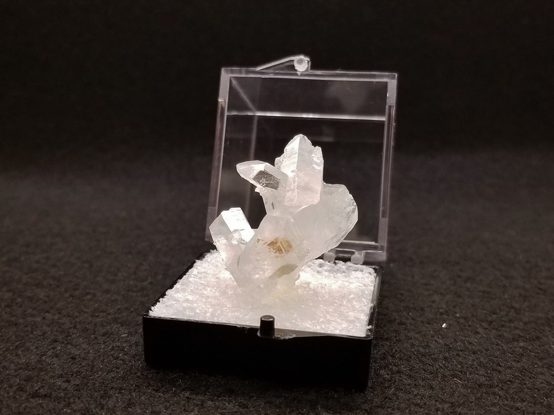 Quartz Crystal Perky Box - Etsy