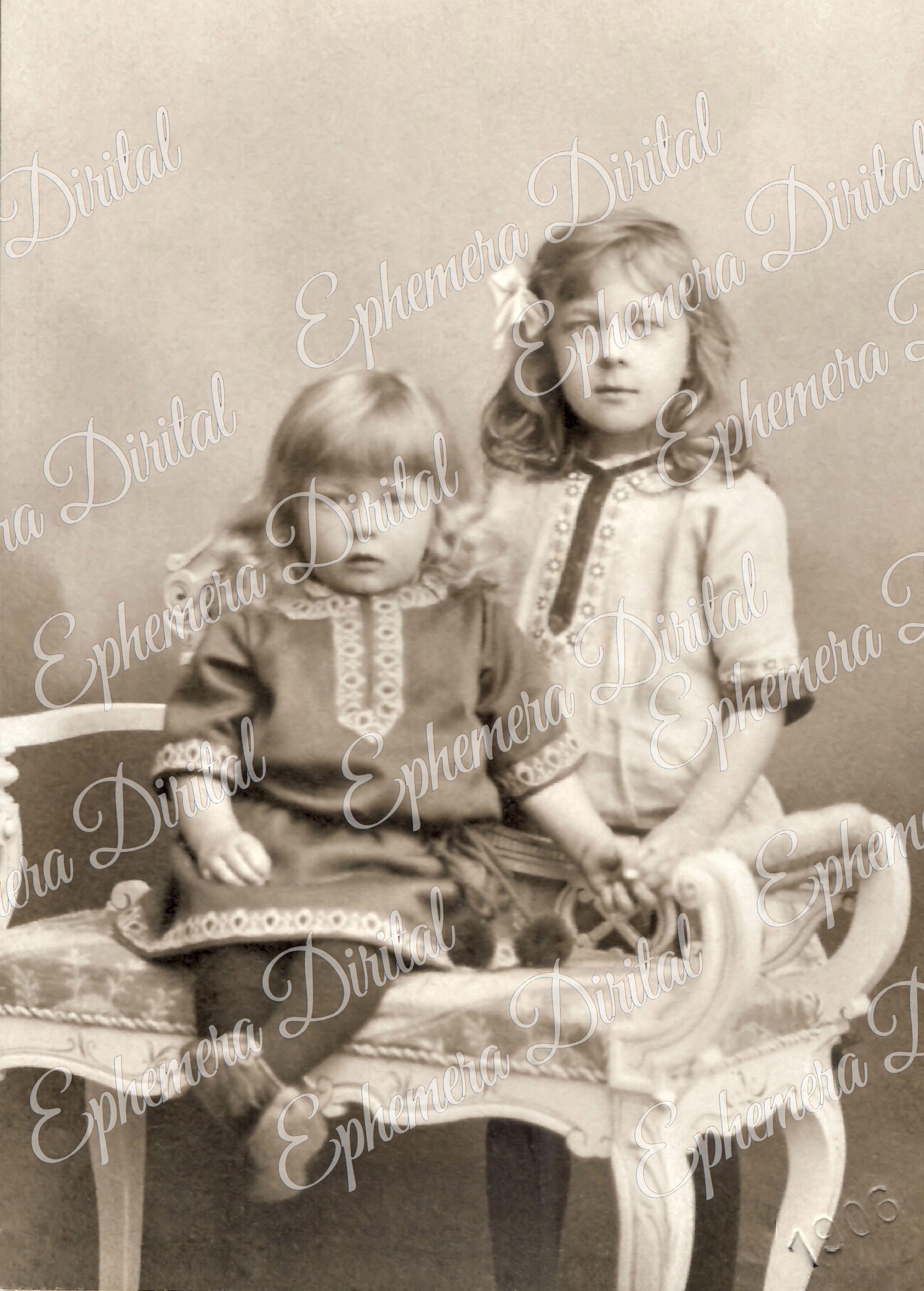 5 Printable Images, Two Pretty Sisters, Exclusive Vintage Photo, Extra ...