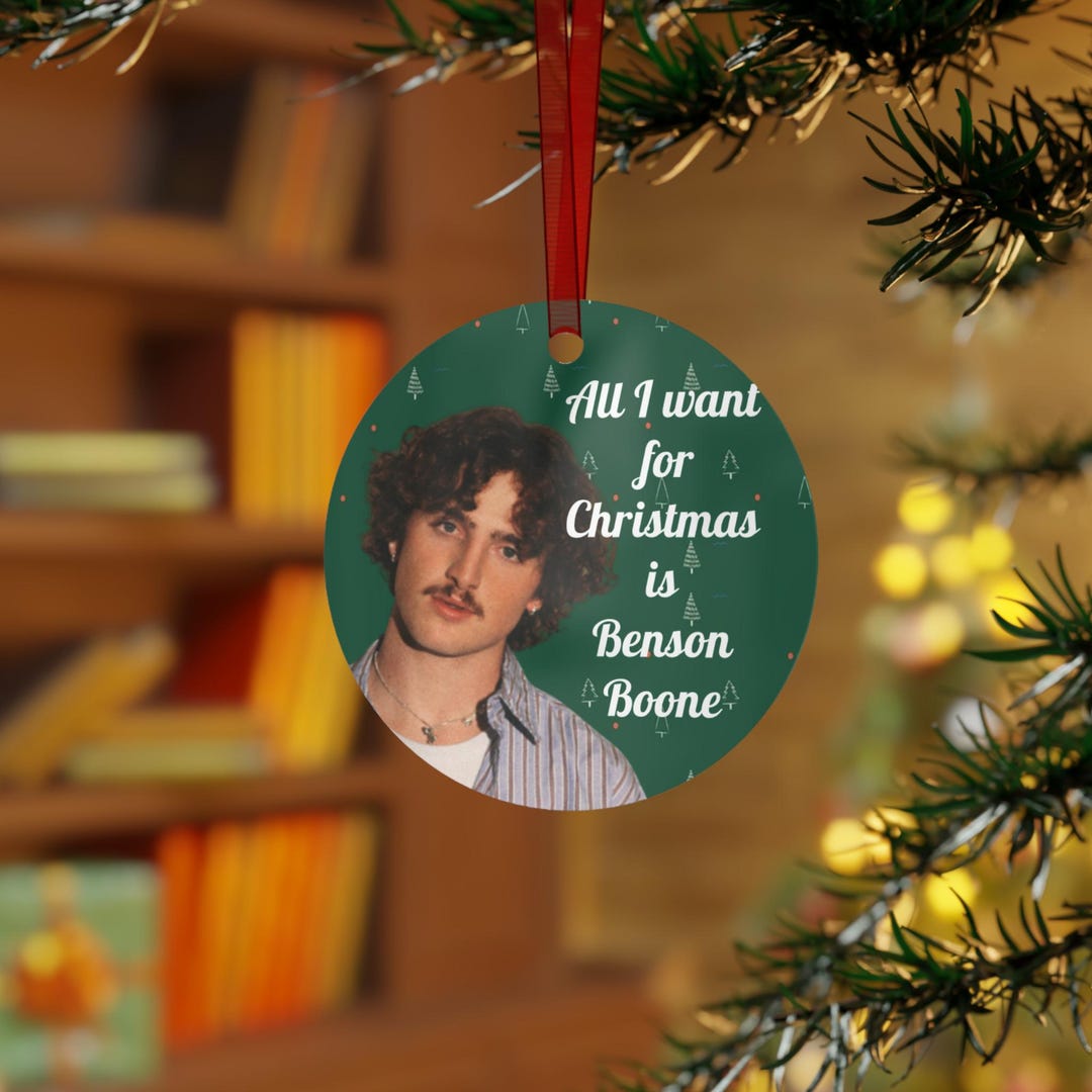 Metal Ornaments, Benson Boone Christmas Decor, Top 40 Holiday ...