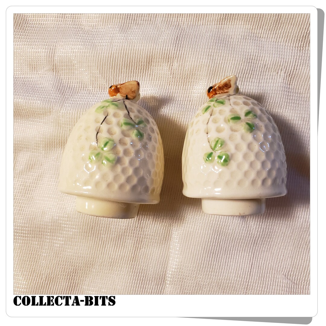 Honey Bee Hive Salt and Pepper Shakers, Ceramic, Honeycomb Design - Etsy