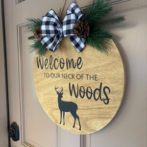 Deer Welcome Sign: Cabin Decor, Hunting Decor, Wooden Door Hanger - Etsy