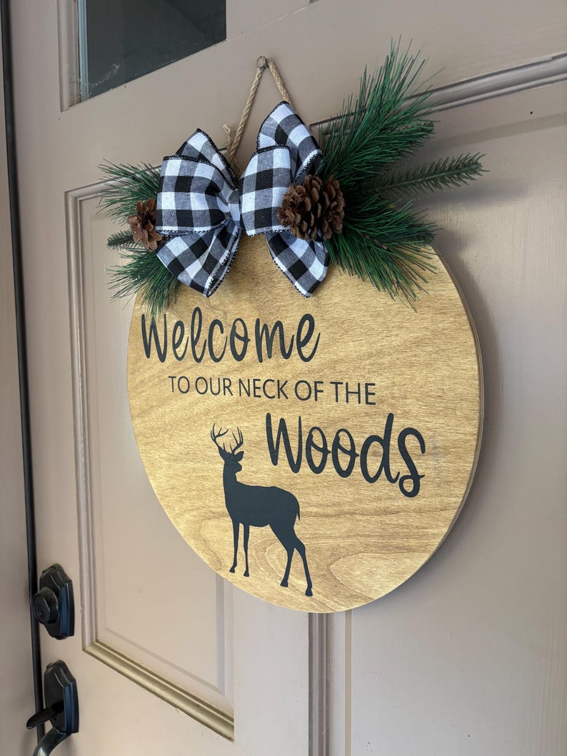 Deer Welcome Sign: Cabin Decor, Hunting Decor, Wooden Door Hanger - Etsy