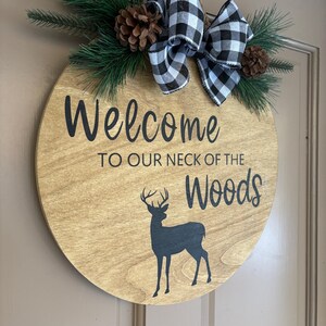 Deer Welcome Sign: Cabin Decor, Hunting Decor, Wooden Door Hanger - Etsy
