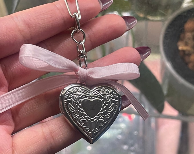 Custom Heart Locket Keychain: Silver Finish, Pink Bow - Etsy