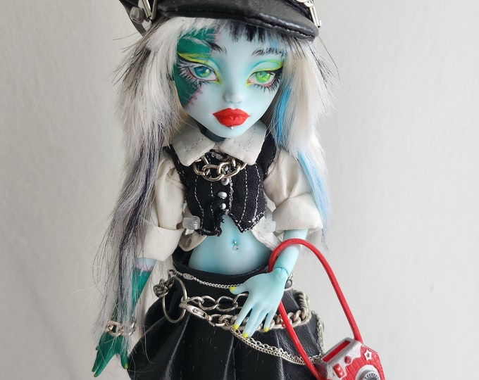 Frankie Stein G3 Monster High OAK Custom Doll - Etsy