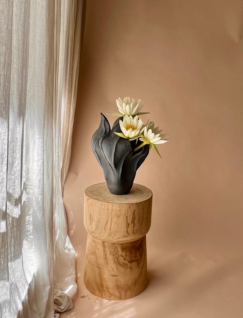 Large Black Flower Vase - Etsy