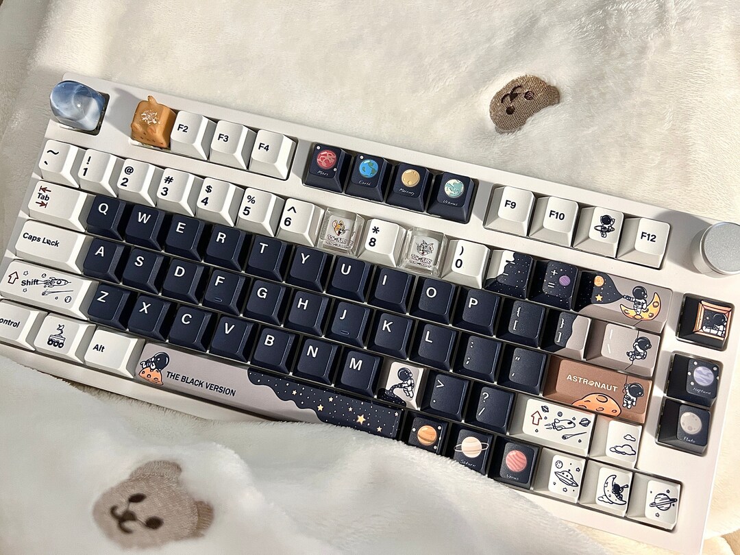 Cool Space Astronaut PBT Cherry Keycaps Set for Mechanical Keyboard ...