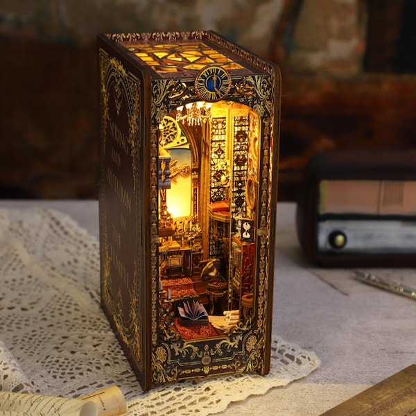 Book Nook Kit - Etsy