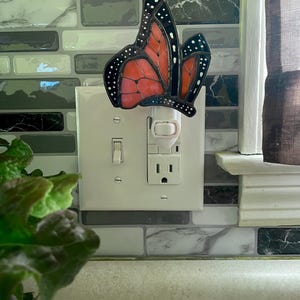 Stained Glass Monarch Butterfly Night Light With Choice of BLACK ...