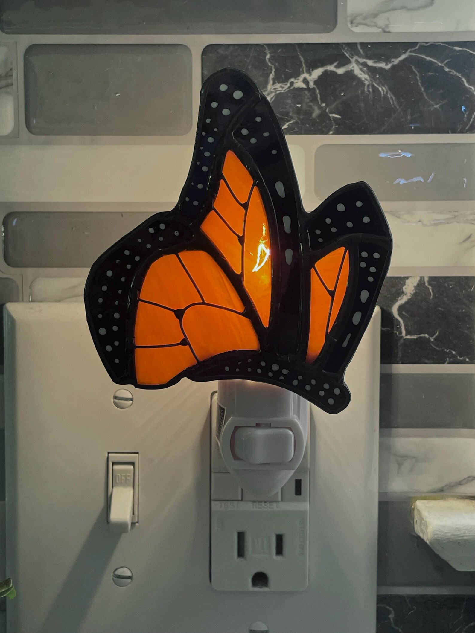 Stained Glass Monarch Butterfly Night Light With Choice of BLACK ...