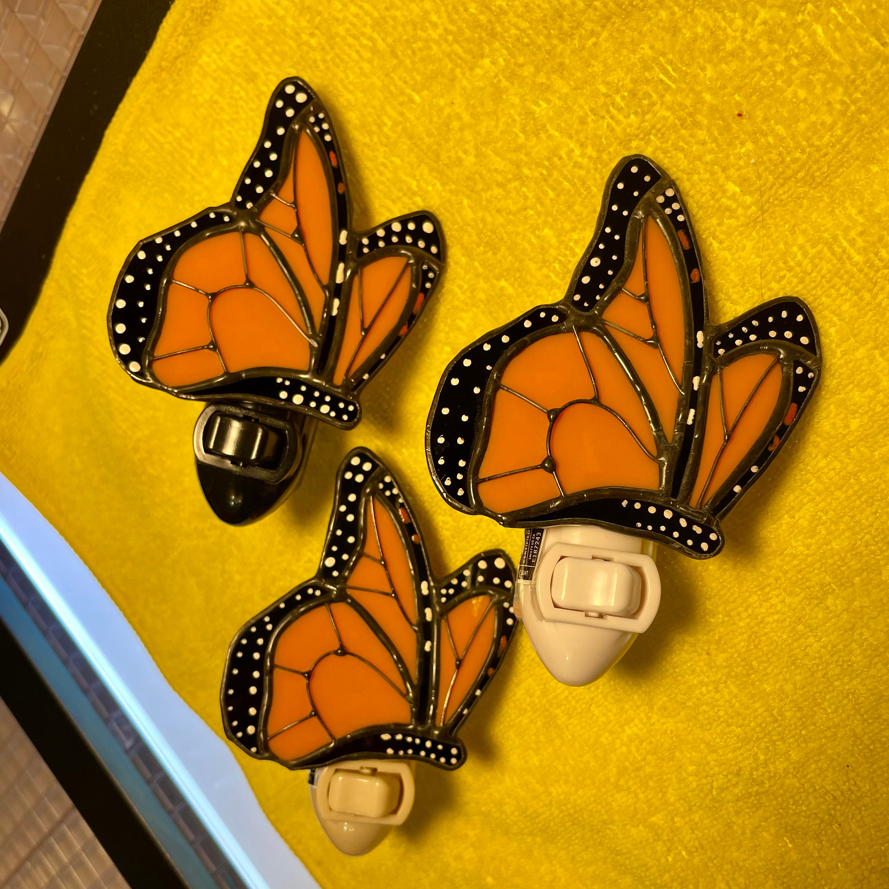 Stained Glass Monarch Butterfly Night Light With Choice of BLACK ...