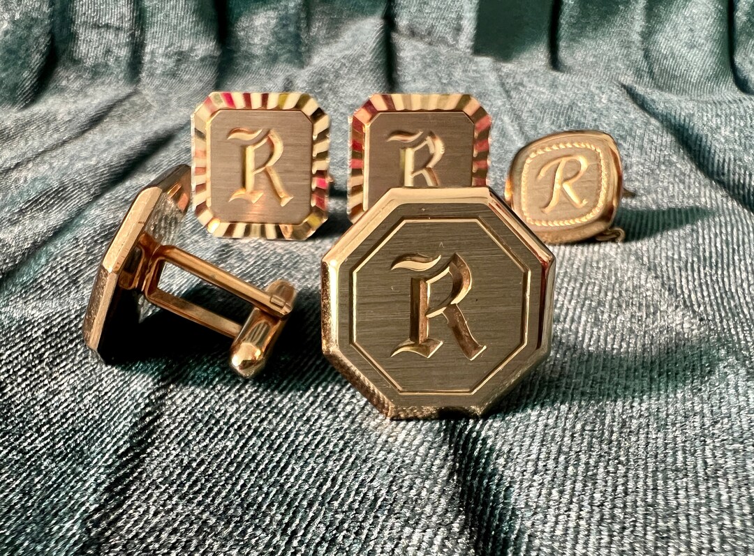 Two Pairs of Swank Cufflinks and Tie Pin Golden Vintage Letter R ...