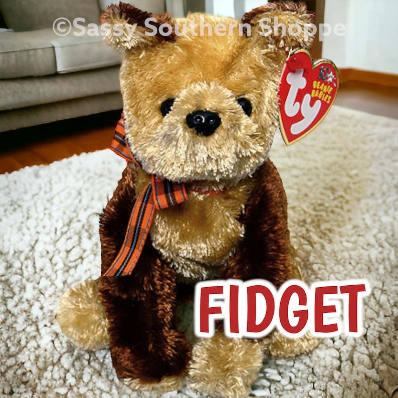 Ty BEANIE BABIES Dogs Frisbee, Badges, Sport, Fidget, Luke, Tiny, Kippy ...