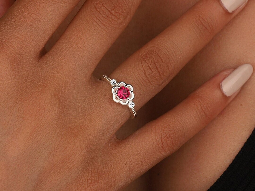 Ruby Birth Stone Daisy Flower Ring, July Birthstone Floral Ring, Gold ...