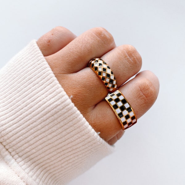 Black Gold Ring - Etsy