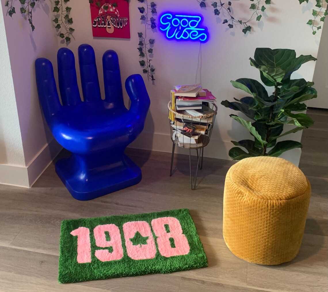 Alpha Kappa Alpha/ Handmade Rug/ Divine 9/ Greek/ Sorority/ Salmon Pink ...