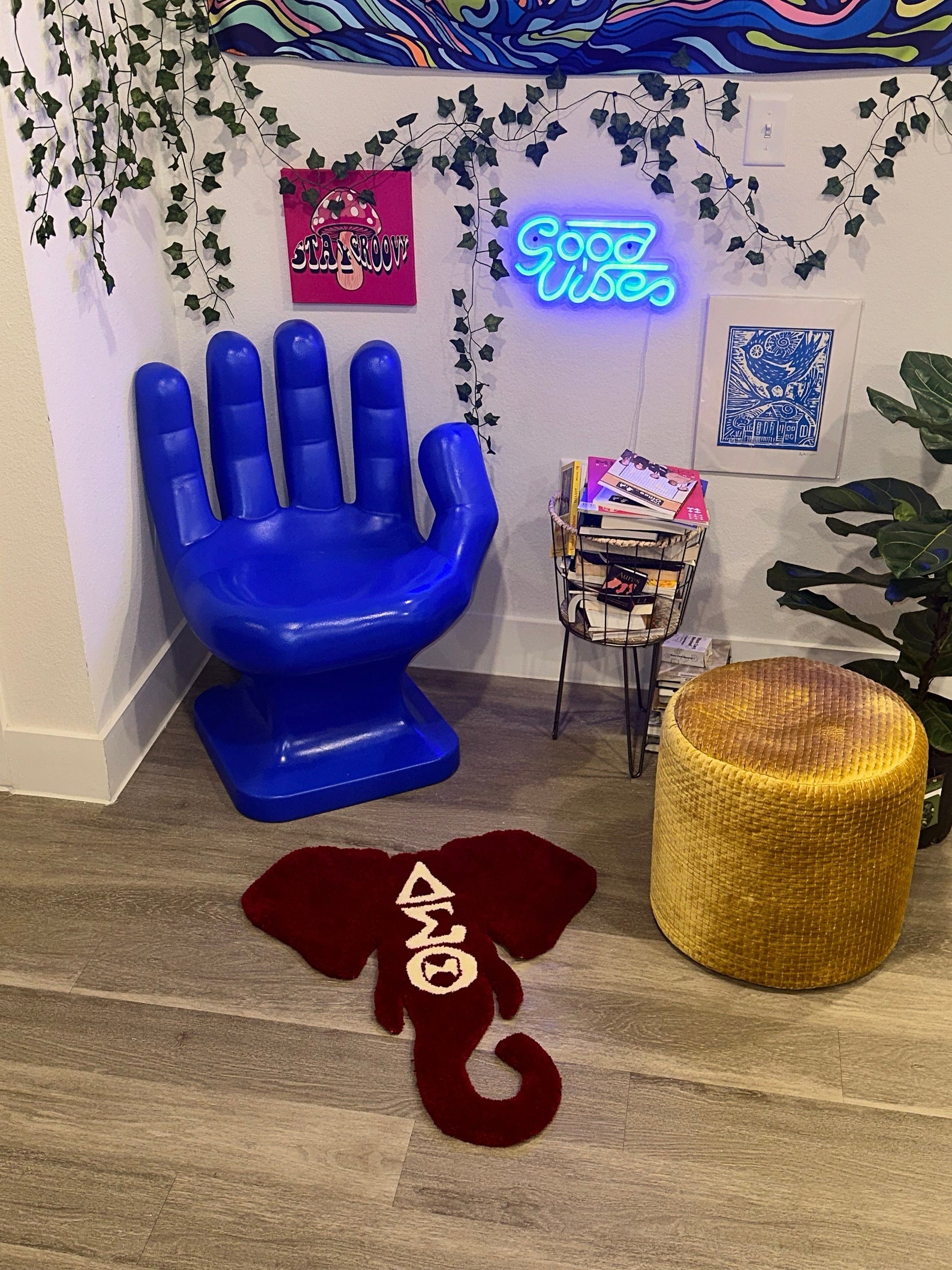 Delta Sigma Theta/ Greek/ Sorority/ Divine 9/ Crimson/ Cream/ Elephant ...