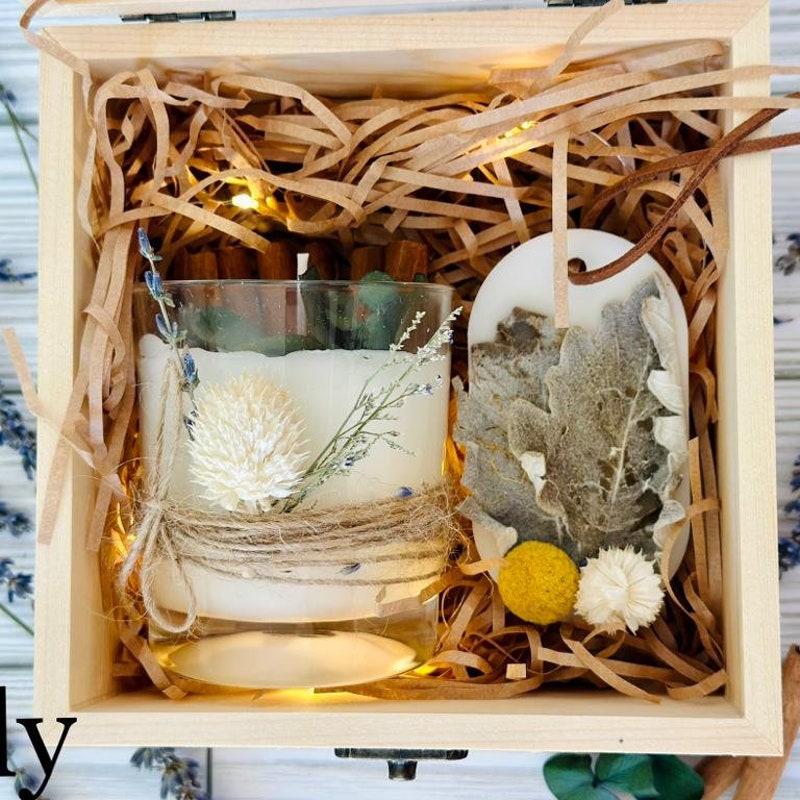 Candle Gift Set - 60+ Gift Ideas for 2024