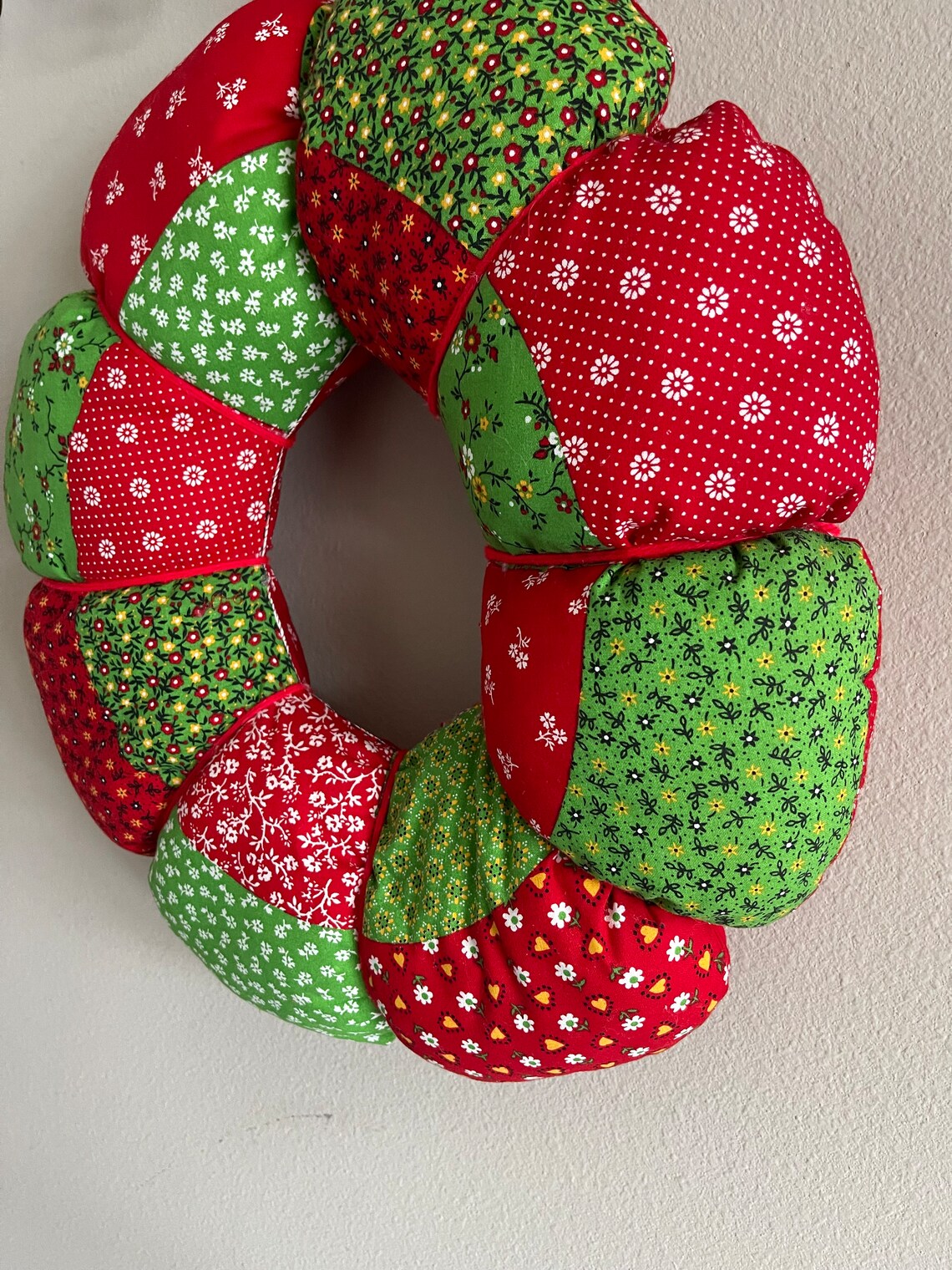 Vintage Handmade Patchwork Christmas Wreath - Etsy