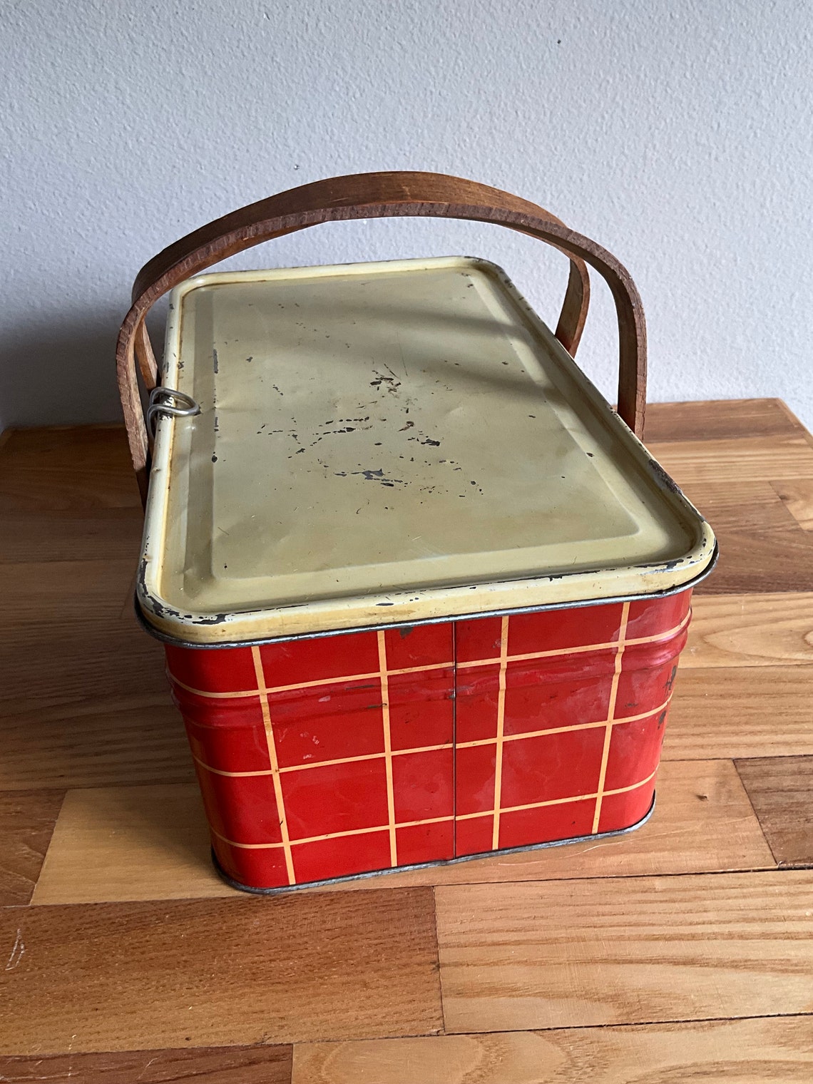 Vintage Red Plaid Metal Lunch Box/basket With Wooden Handles - Etsy
