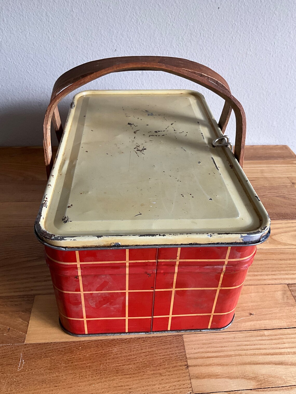 Vintage Red Plaid Metal Lunch Box/basket With Wooden Handles - Etsy