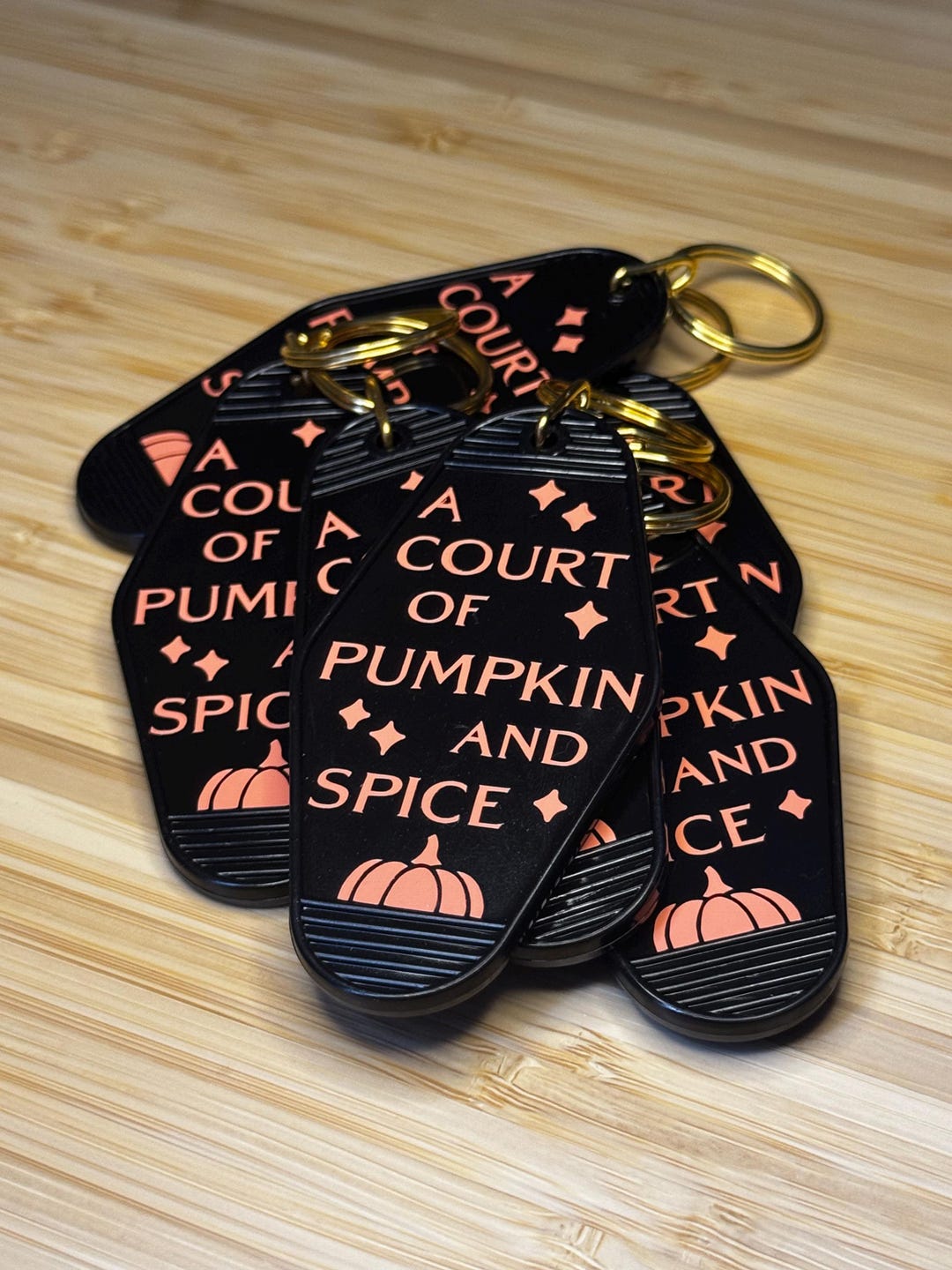 Bookish Motel Keychain - A Court of Pumpkin and Spice - Booktok ...