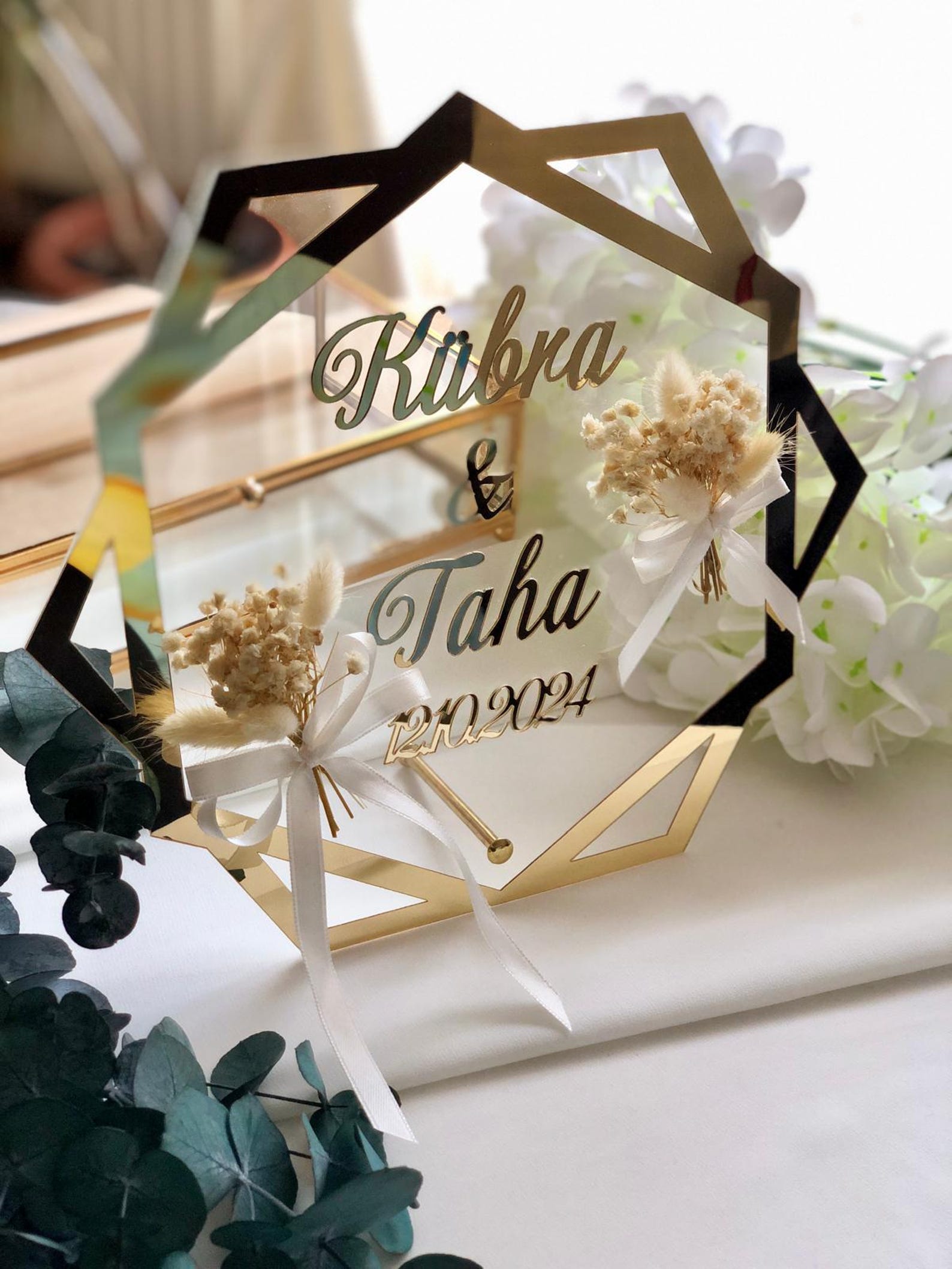 Plexiglass Table Name Plate, Personalized Table Name Plate, Table ...