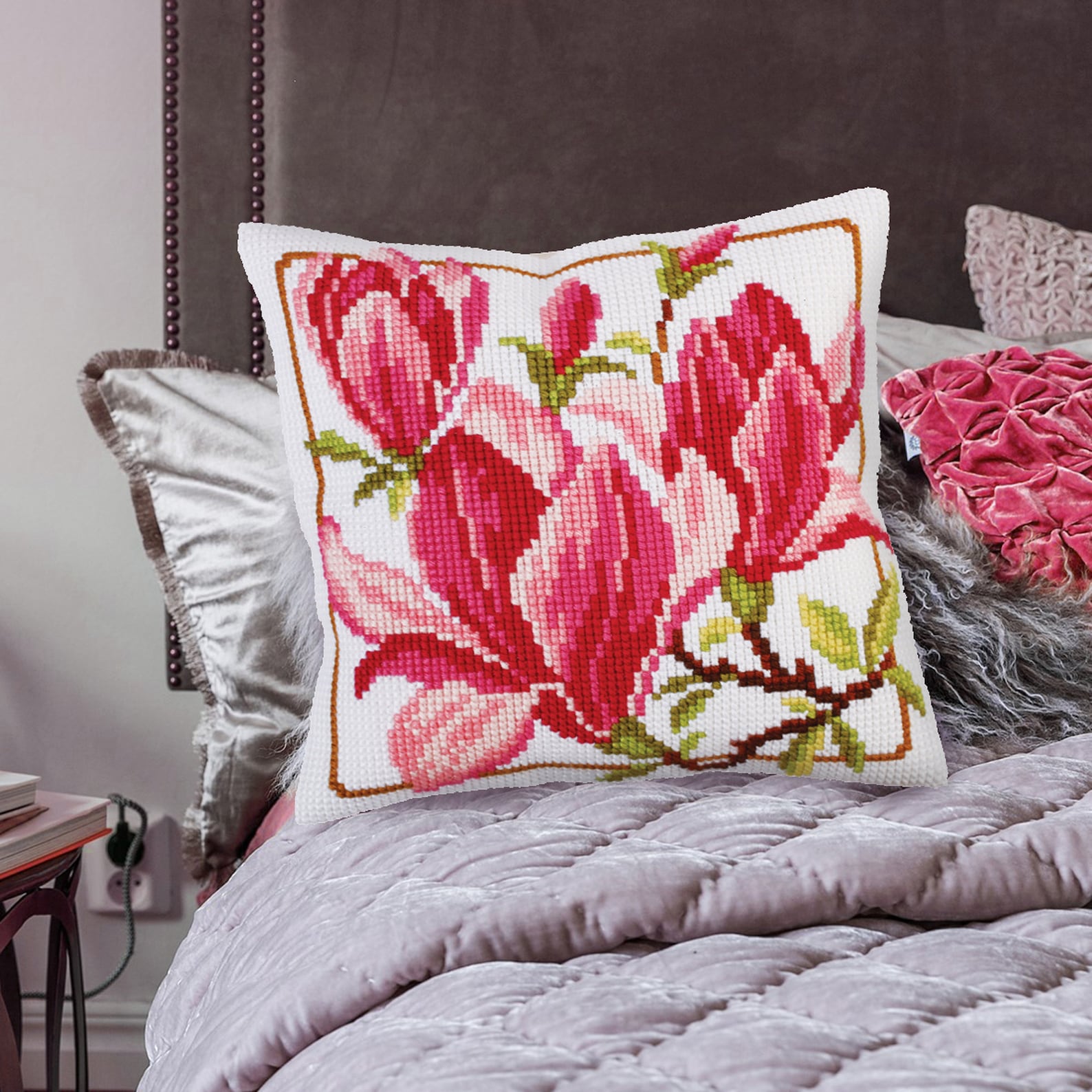 Needlepoint Pillow Kit Magnolia Flowers Collection Dart 5292: DIY ...