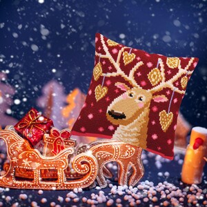 Needlepoint Pillow Kit Christmas Reindeer Collection Dart 5390, DIY ...