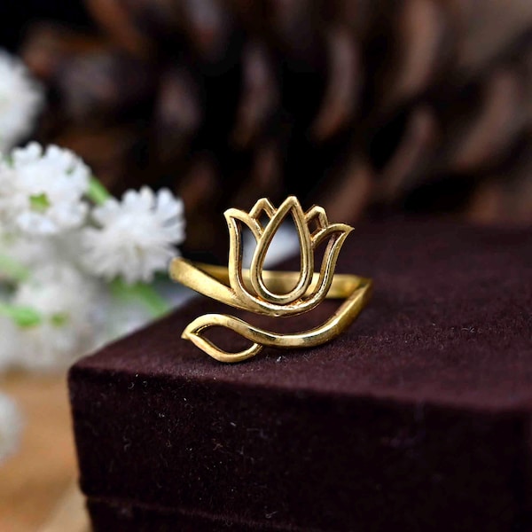 Lotus Ring - Etsy
