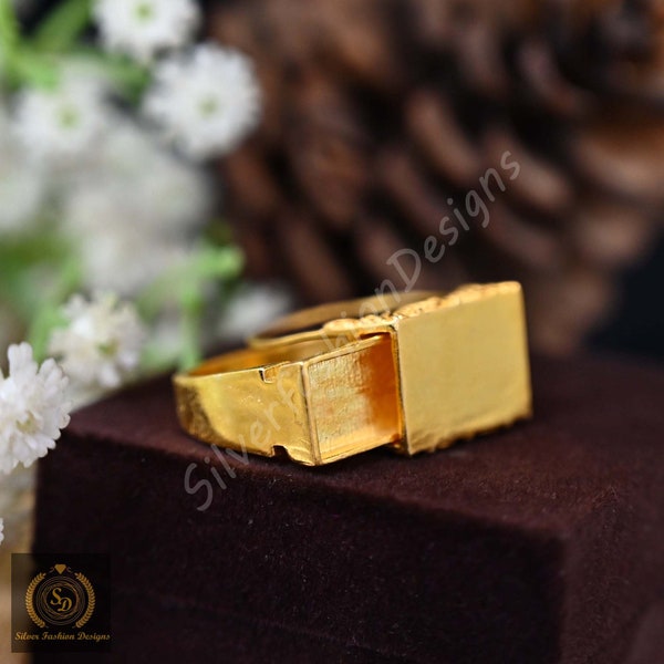 Secret Compartment Ring - Etsy