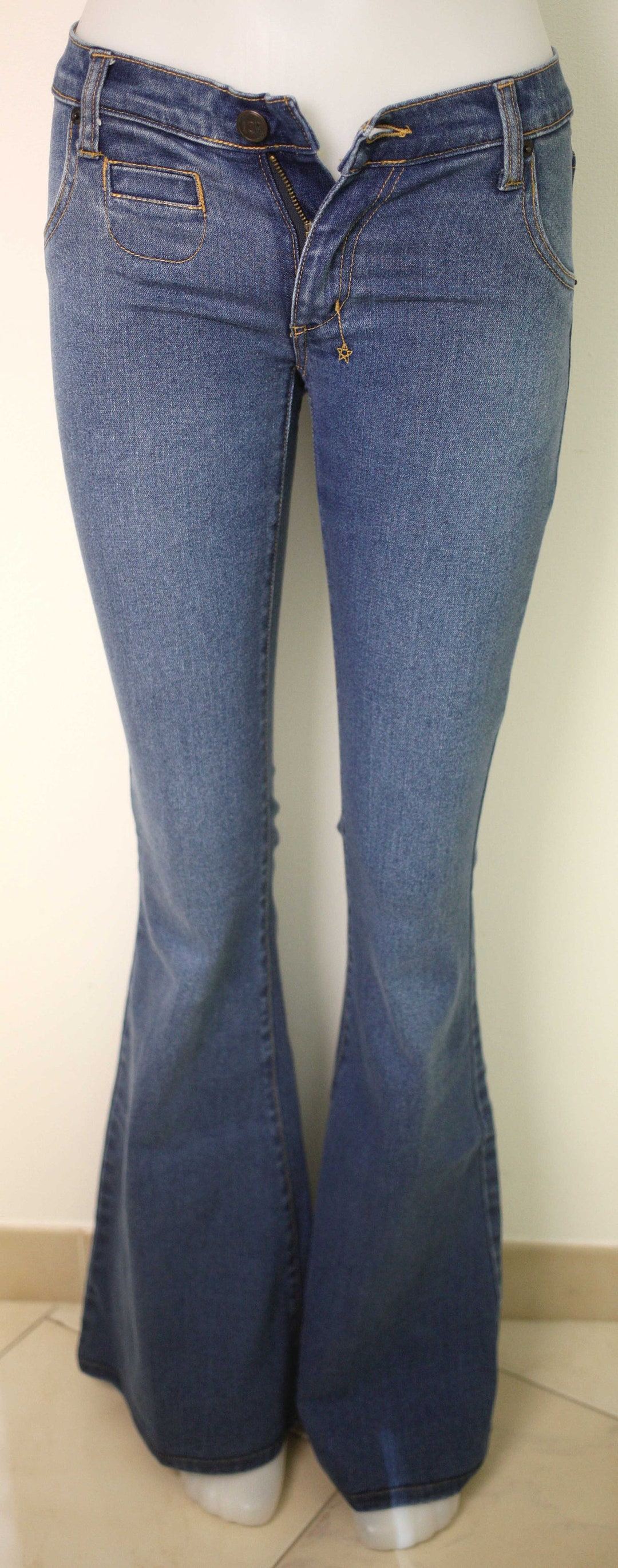 18th Amendment 'harlow' Ladies Vintage Blue Denim Flared Jeans-waist 24 ...