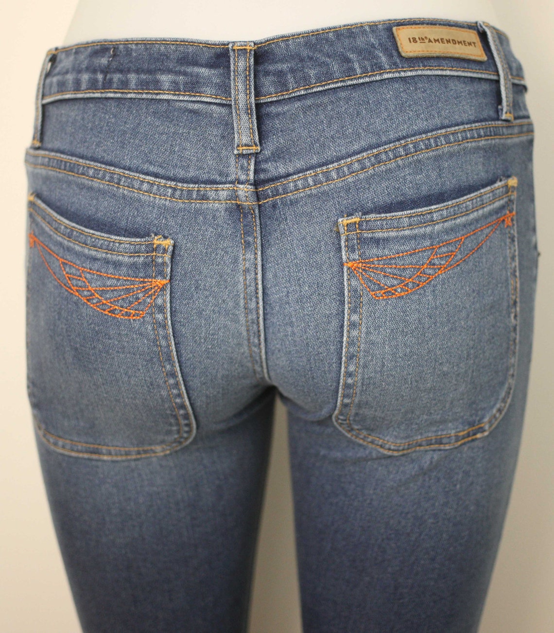 18th Amendment 'harlow' Ladies Vintage Blue Denim Flared Jeans-waist 24 ...