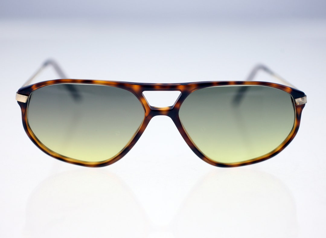 Alpina Vintage Pilot-style Sunglasses for Men-circa 1980s weight: 26g ...