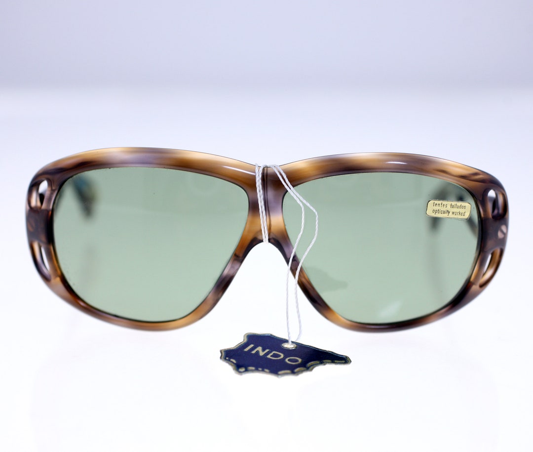 Indo ‘niagara’ Spanish Handmade 1970s Brown Cutaway Acetate Unisex ...