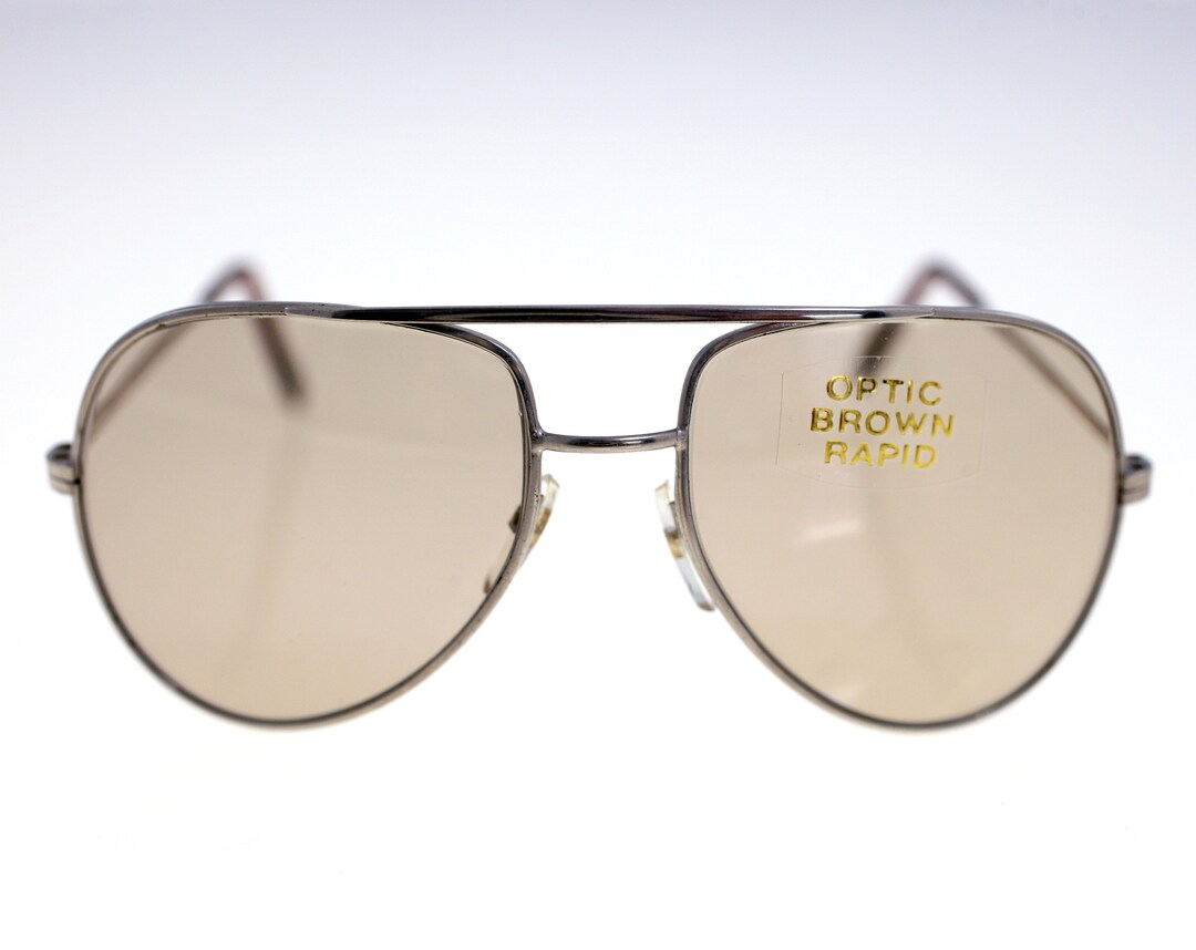 Optic Vintage Pilot-style Sunglasses for Men With Brown Photochromic ...