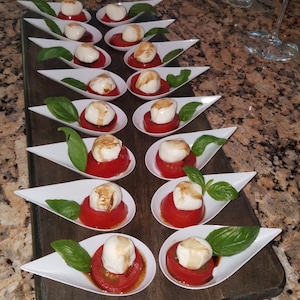 Tear Drop Asian Spoon Mini Cup Appetizers With Forks for Hors D'oeuvres ...