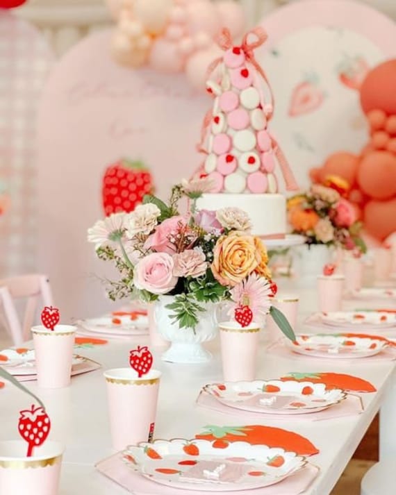 Strawberry Shortcake Party Decoration Ideas Strawberry Shortcake